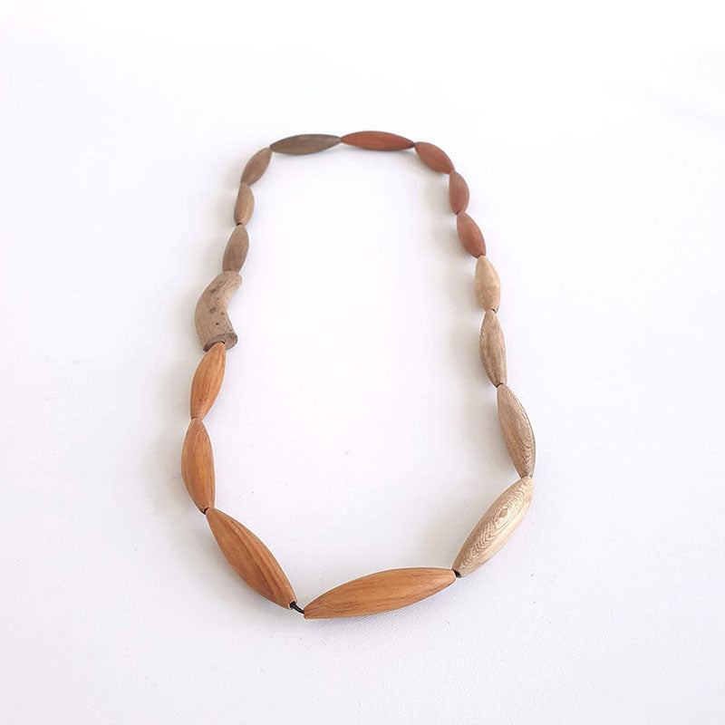 17 Bead String, 2021 – Masterworks Gallery NZ
